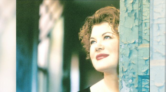 Maura O'Connell's Journey Of Determination Resilience And Talent ...