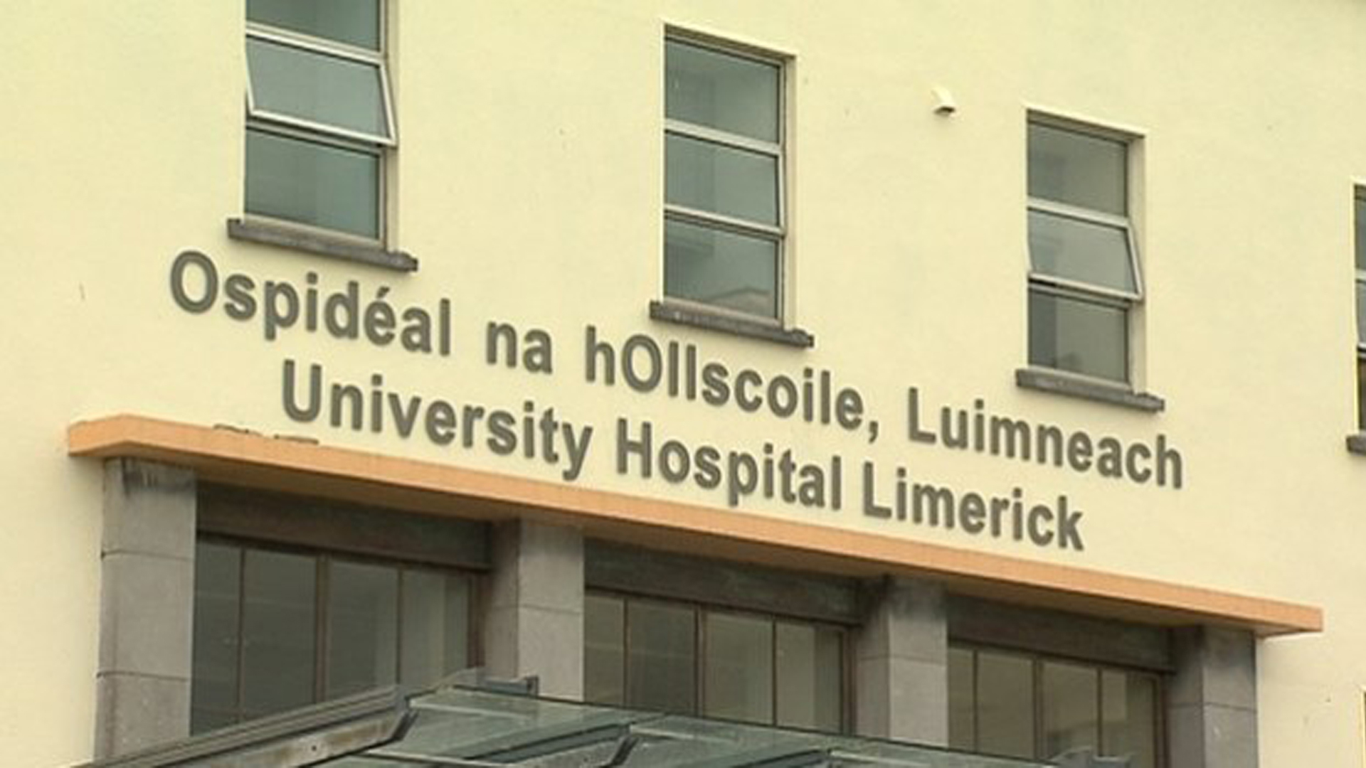 UHL One Of Most Overcrowded In Country Once Again - Clare FM